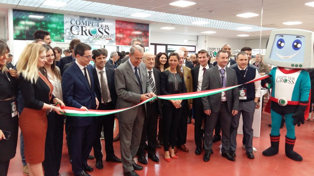 Computer Gross inaugura il cash and carry di Bologna, le immagini ...